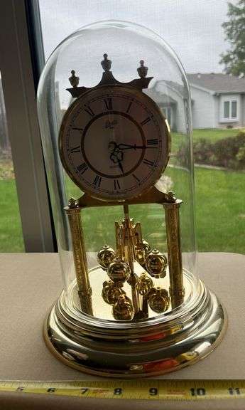 Schatz Quartz battery operated anniversary clock - Metzger Property ...