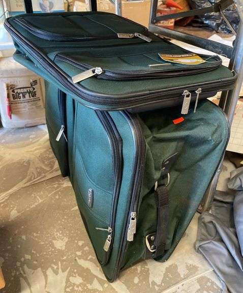 Concourse 2 Piece Collapsible Luggage Set 28” Vertical Pullman 19 ...