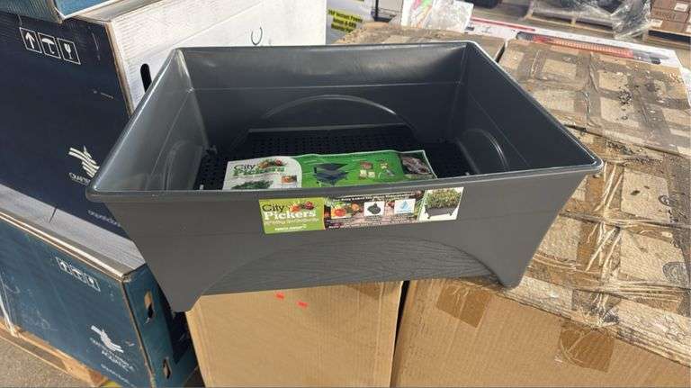 CITY PICKERS 20 in. x 24 in. Charcoal Resin Indoor/Outdoor City Picker ...