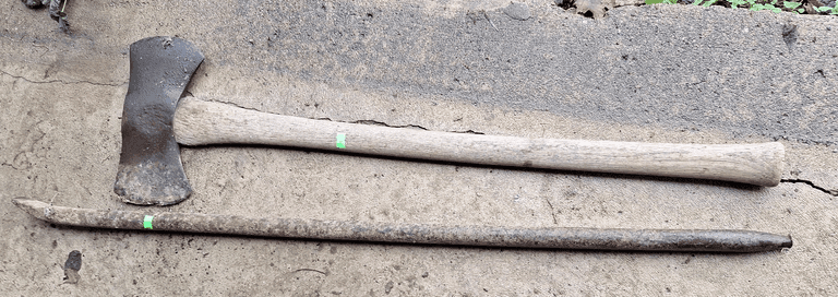 Double bit axe and spud bar 42" - Metzger Property Services, LLC