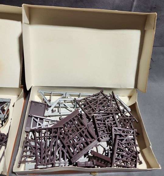 2- Tyco HO Scale Bridge and Trestle Set - Metzger Property Services, LLC