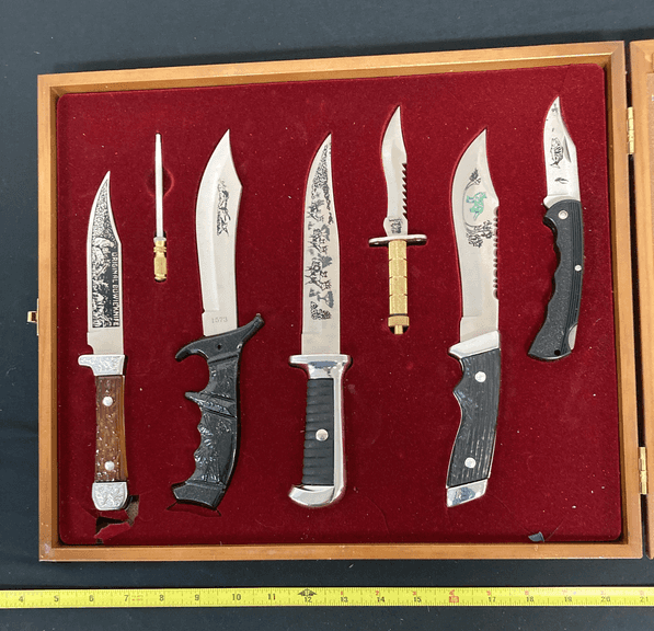 Knife Case with 6 knives-Bowie and Assortment-Case glass and wood trim ...