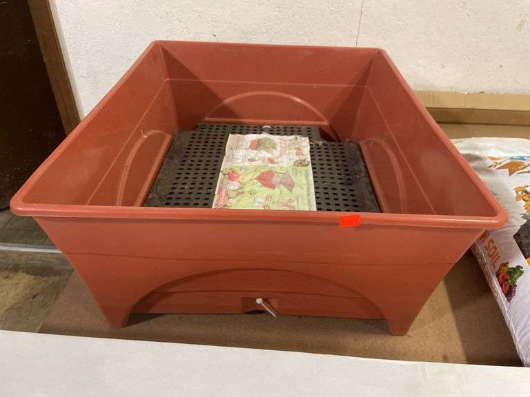 City Pickers 24.5” Patio Raised Garden Bed Box Kit with Watering System ...