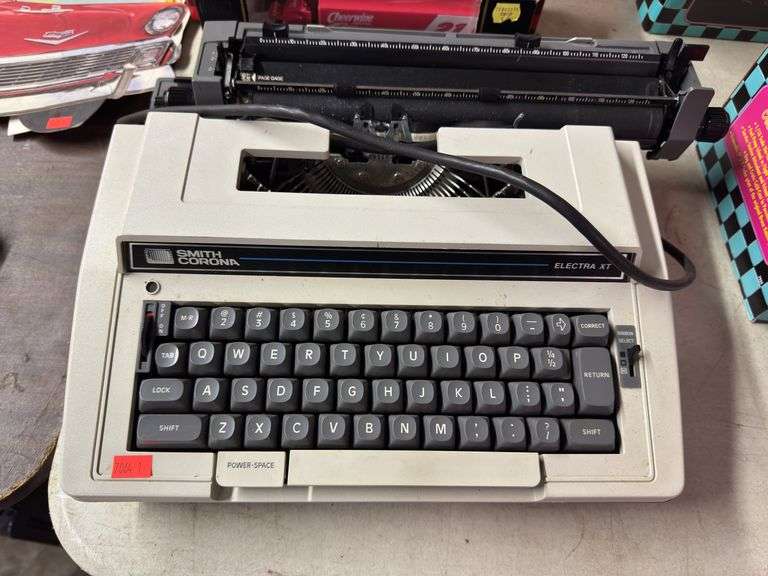 Smith Corona Electra XT Electric Typewriter - Metzger Property Services ...
