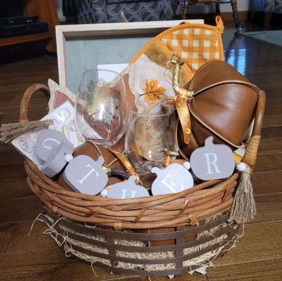 Beautiful Festive Fall Decor Gift Basket- This beautifully curated ...