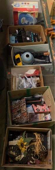 Housewares Assortment - Metzger Property Services, LLC