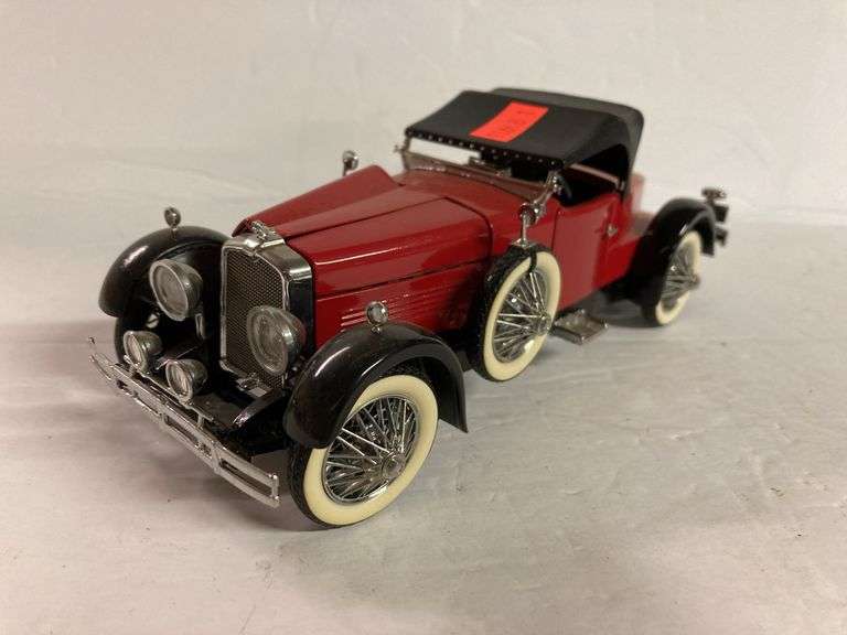 1928 Stutz Black Hawk Boattail Speedster die cast model car 1:24 scale ...