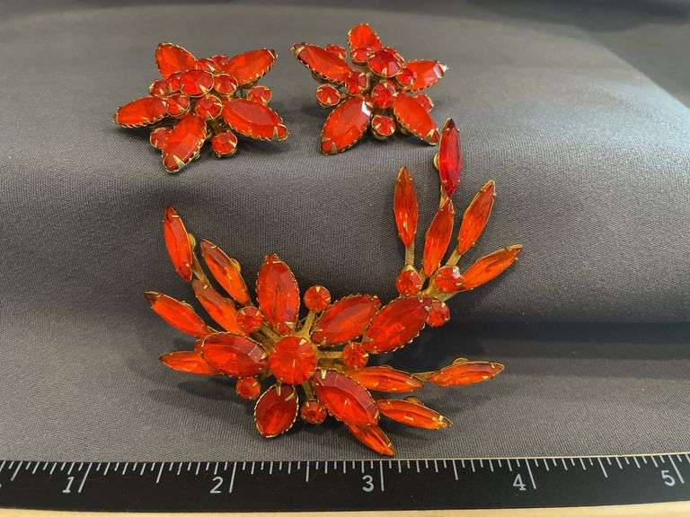 Judy Lee orange brooch and clip on earrings - Metzger Property Services ...