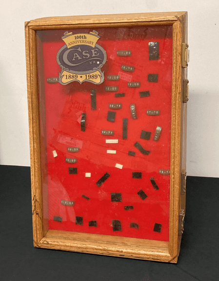 Case XX- knife display case-18”Lx12”W-no keys - Metzger Property ...