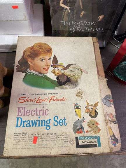 Lakeside Shari Lewis Electric Drawing Set - Metzger Property Services, LLC