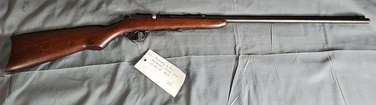 Mossberg .22 S-L-LR, Bolt Action Rifle - O.F. Mossberg and Sons, New ...