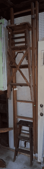 Wood 2’ step ladder, 4’ step ladder, wood extension ladder - Metzger ...