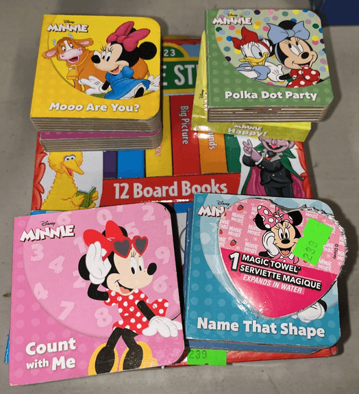 Minnie Mouse mini books and Sesame Street book set - Metzger Property ...