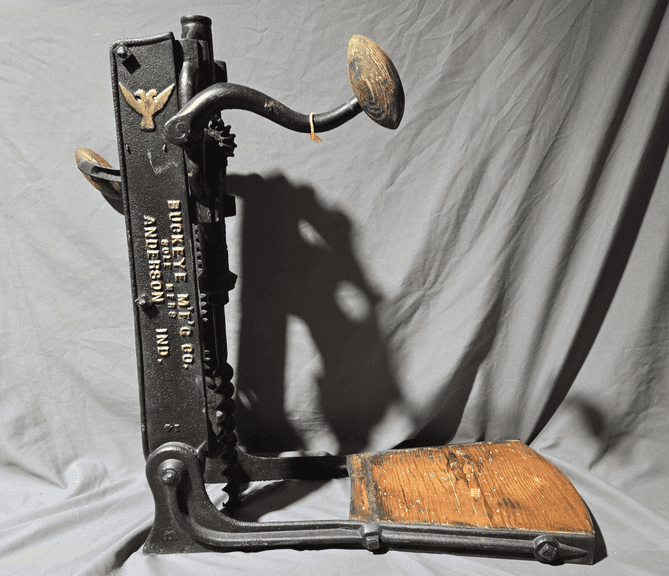 Buckeye MFG Co. - Anderson, IN Cast Iron Dual Hand Crank Driven Boring ...