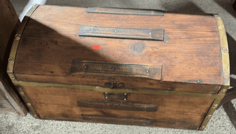 Wood Chest 26"x12.5" - Metzger Property Services, LLC
