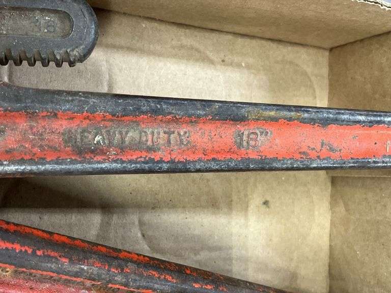 Ridgid 18in Aluminum right angle and 10in, 14in, 18in pipe wrenches ...