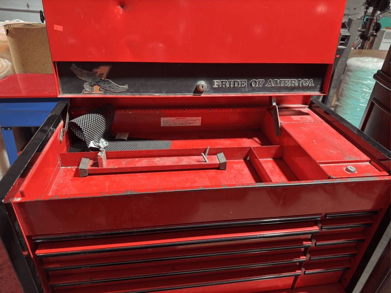 Snap on Tool Box on casters 51"x33.75"x18.25" - Metal Locking Storage ...