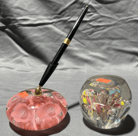 1994 Joe Rice glass paperweight pen holder with controlled bubbles ...