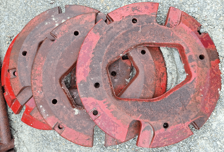 IH rear wheel weights - Metzger Property Services, LLC