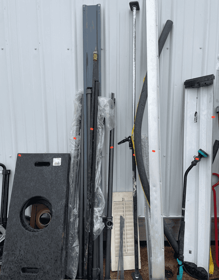 Metal Pipe/Poles Assortment & Metal Cargo Bar - Metzger Property ...