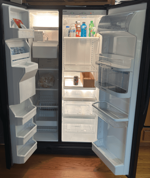 Kenmore Coldspot Refrigerator Model No. 106.5698601 - Metzger Property ...