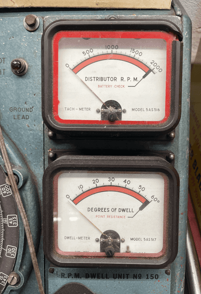 Sun Electric Co. Distributor Tester No. 140 with Rolling Base Cabinet ...