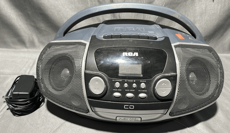 RCA portable CD player with cassette RCD175 - Metzger Property Services ...