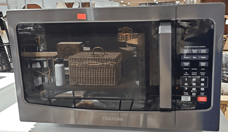 Toshiba Microwave - Metzger Property Services, LLC