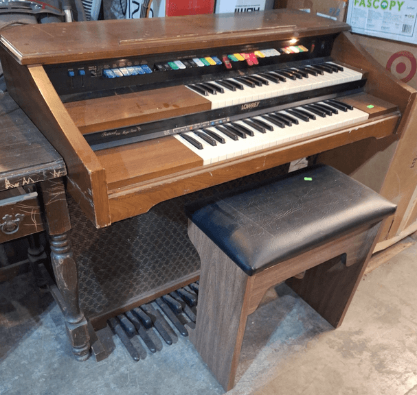 Lowery Festival with Magic genie organ - powers on 23x42x38 and bench ...
