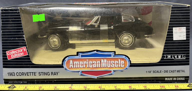 1963 Corvette Stingray American Muscle die cast replica 1/18 scale ...