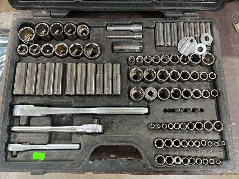 Craftsman socket set 3/8”, 1/2”& 1/4” drive ratchets SAE & Metric, 9 pc ...