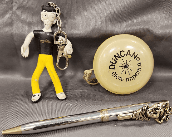 For Dummies Keychain, Duncan Glow Imperial, 97 Warner Looney Toons Taz ...
