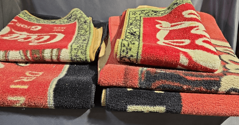 (2) Coca-Cola Decorative Red and Black Area Rugs 4ft-2.5ft, Red Coca ...