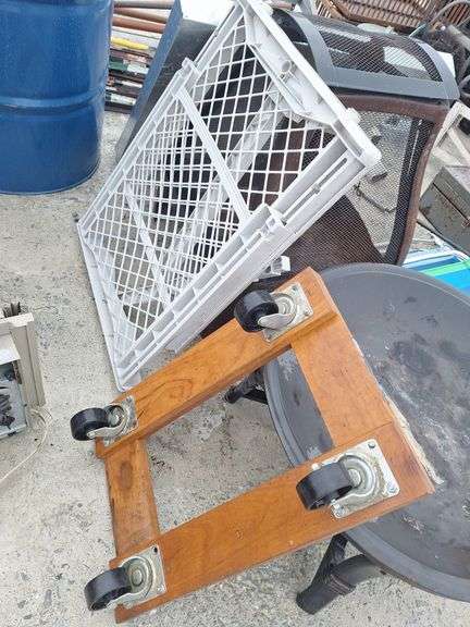 4 wheel dolly and plastic gate - Metzger Property Services, LLC