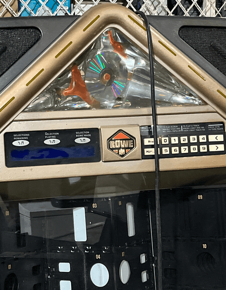 Rowe Ami compact disc jukebox (powers up, no key) - Metzger Property ...
