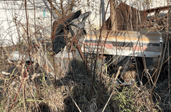 Scrap assortment as shown in pictures, white gt, craftsman gt, air tank ...