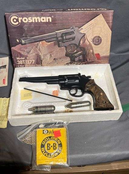 Crosman Model 38T • 6 Shot .177 Caliber Pellet CO2 Powered Double ...