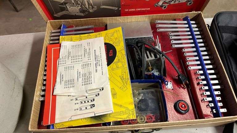 Lionel Construction Train Kit 232 - Metzger Property Services, LLC