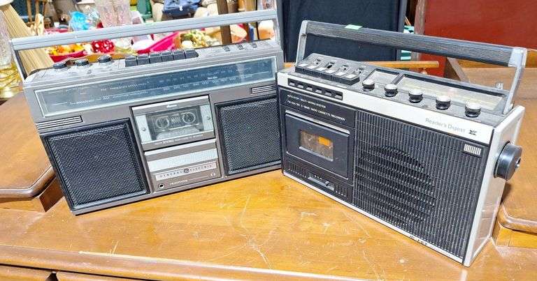 Readers digest 3 bans radio with cassette player and GE boombox missing ...
