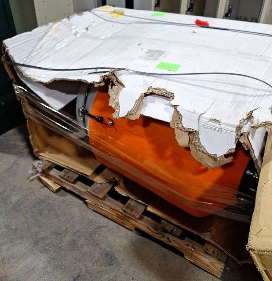 Unassembled pedestal food grade 4.5 cu. Mixer likely damage and missing ...