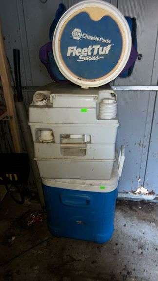 Chest Cooler, portable comode, insulated Napa bucket with lid - Metzger ...