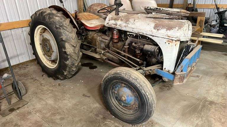 Ford Tractor, project tractor - Metzger Property Services, LLC