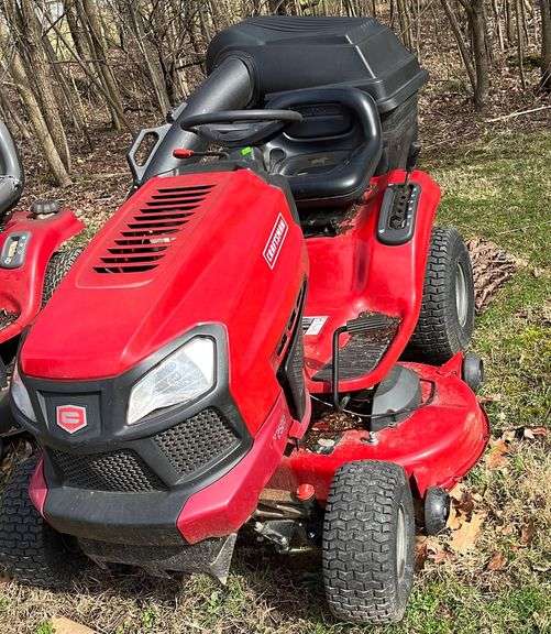 Craftsman 2500 lawnmower with bagger, Runs - Metzger Property Services, LLC