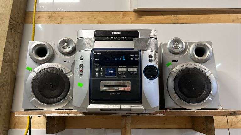 RCA Radio 5 Disc Changer with Cassette deck & (2) Bass reflex Speaker System - Metzger Property ...