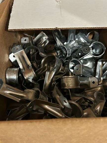 100 Pack 188R CPVC Two Hole Standoff Hanger and Restrainer, May be ...