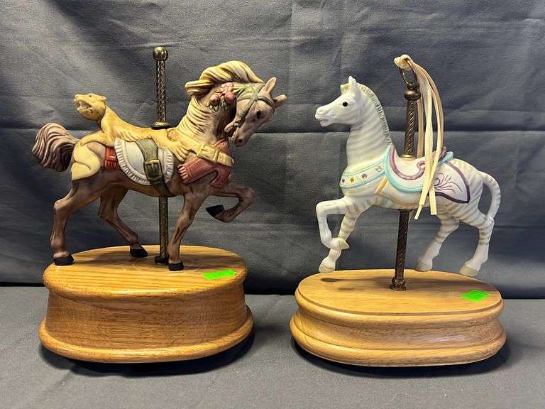 Carousel Zebra Music Box Tune: It’s a Small World 5.5”x8” & Carousel ...