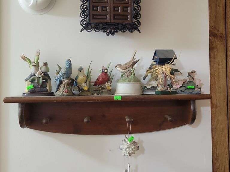 Bird decor figures assortment, wood shelf 26" x 6" - Metzger Property ...