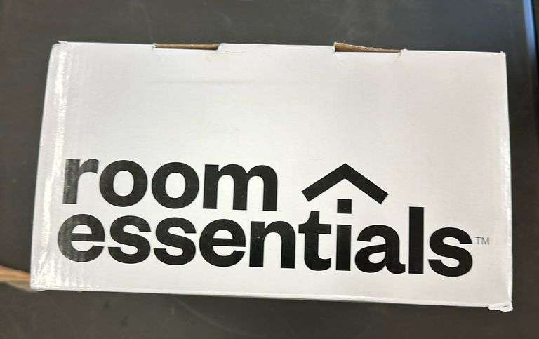 Room essentials floor lamp black finish - Metzger Property Services, LLC