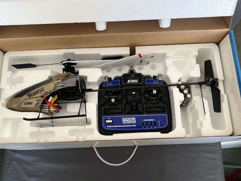 Eflite Blade CP Pro Fully Aerobatic Helicopter in box - Metzger ...