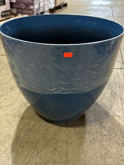 Vigoro 16 in. Osborn Large Blue Resin Planter (16 in. D x 14 in. H ...